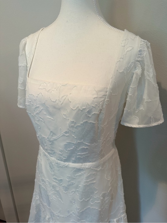 Lulus | Dresses | Lulus White Embroidered Squareneck Maxi Dress | Poshmark